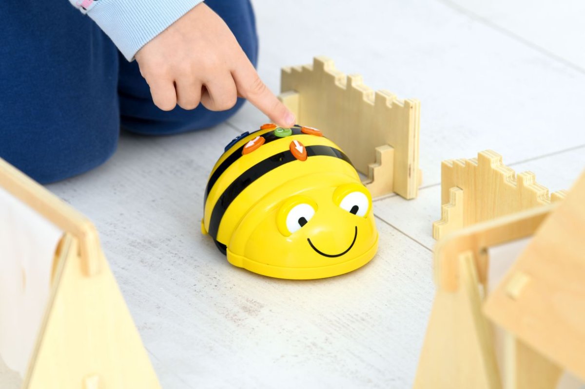 Bee-Bot® - Programmering for børn - Bibshop.dk